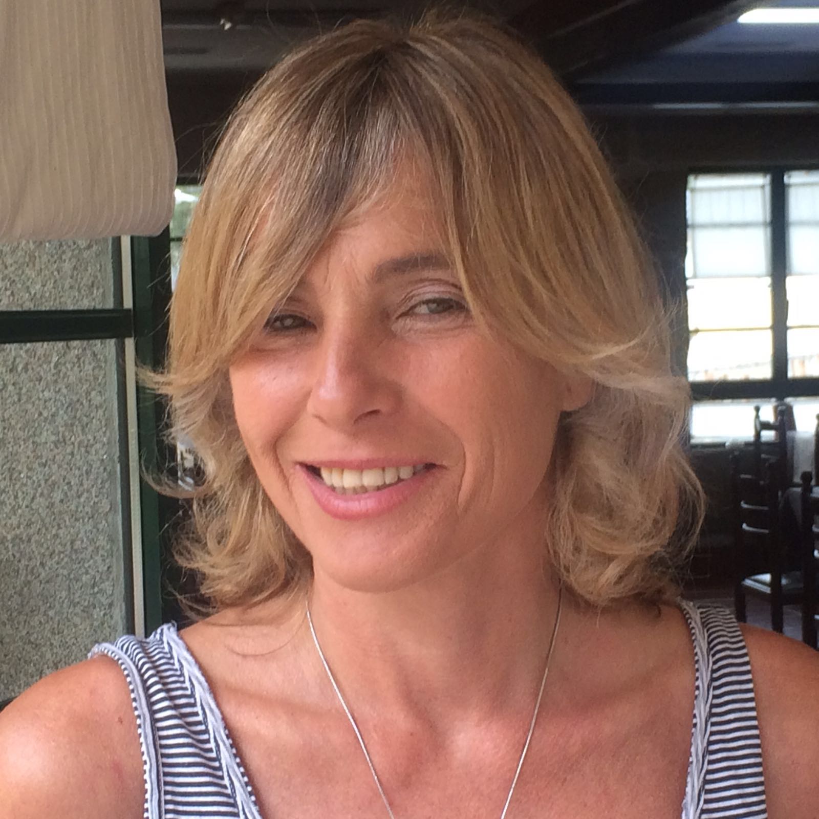 Farmacéutica, Master en Medicina Natural y Atención Primaria